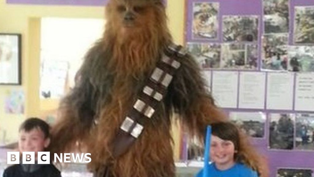 Moment Chewbacca surprises County Kerry classroom - BBC News