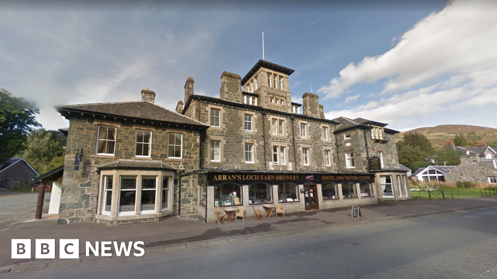 Smoke damage delays Loch Earn hotel opening