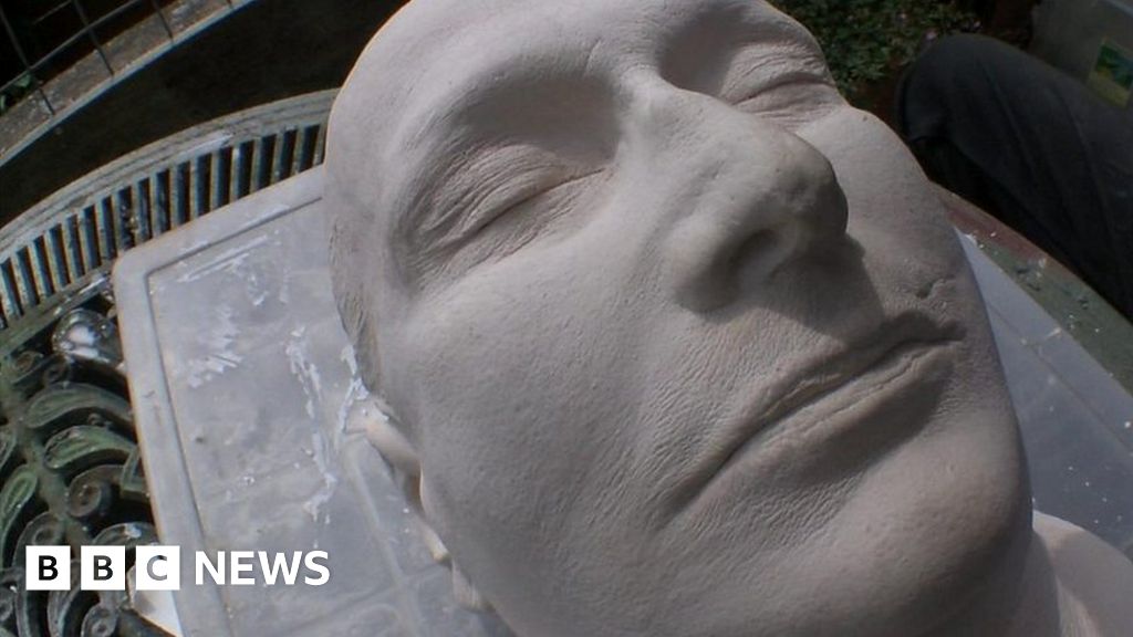 Meet the Highgate man who makes death masks