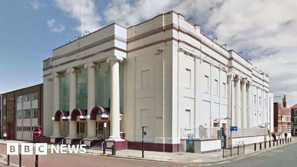 Hull to get £13m towards City of Culture festival - BBC News