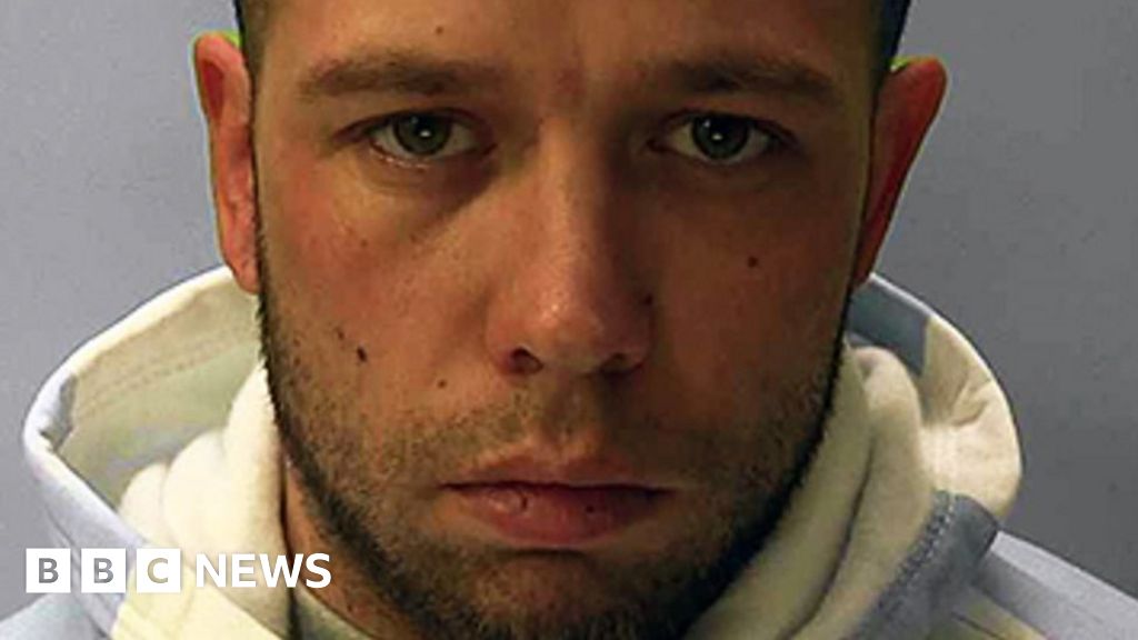 St Leonards man Craig Savage jailed for murdering wife and mother-in ...