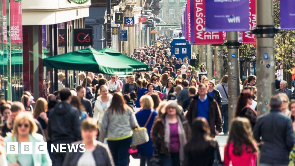 What is Scotland's attitude to immigration? - BBC News