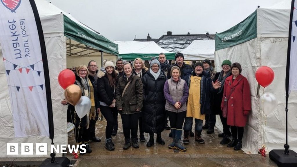 Elland's market reopens after £1m refurbishment - BBC News