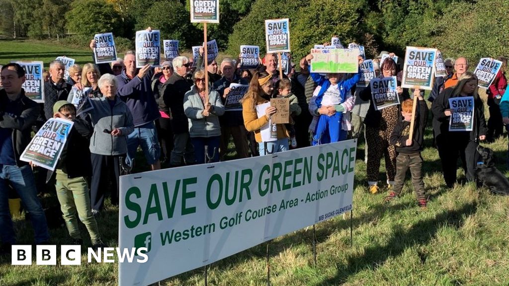 Campaigners protest against housing on former Leicester golf course ...
