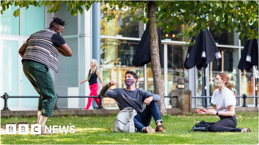 21 June: What will delaying the full unlock achieve? - BBC News