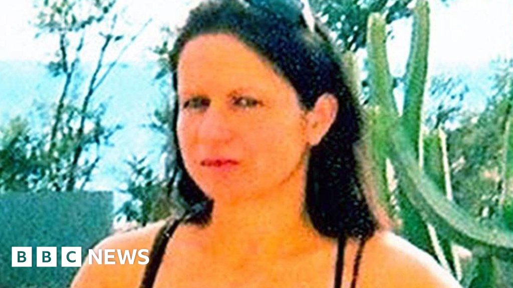 Paula Poolton murder: BBC documentary to revisit evidence - BBC News