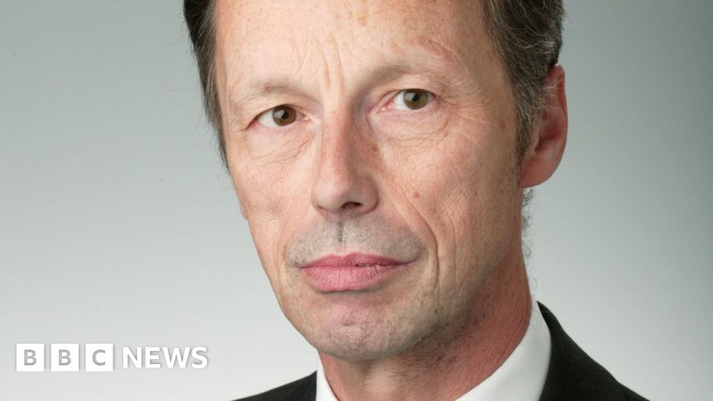 General election 2017: Lib Dem MP to 'retire' - BBC News