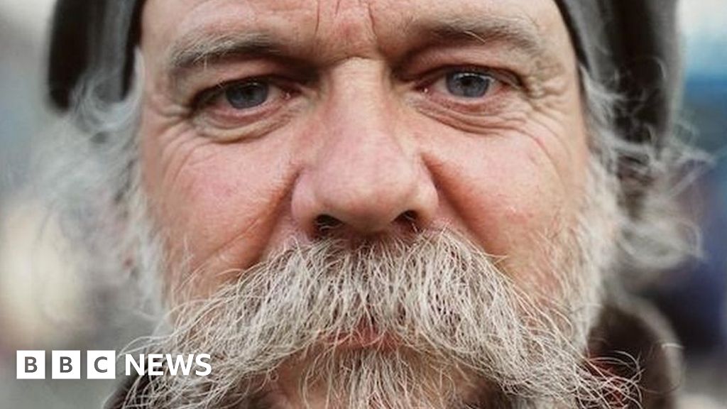 Simon Buttimore death: Inquest opens into Isle of Man artist death ...