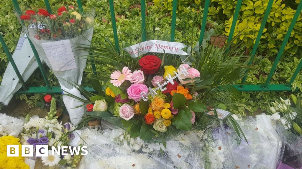 Kentish Town stabbing leaves man dead Kentish Town stabbing leaves man dead