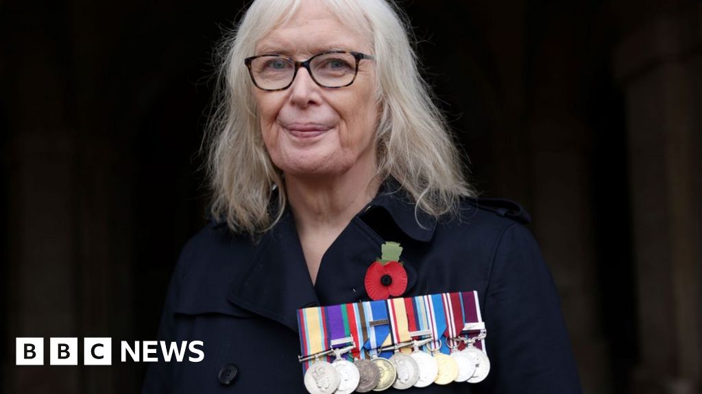 LGBT veterans call for prime minister apology for their treatment - BBC ...