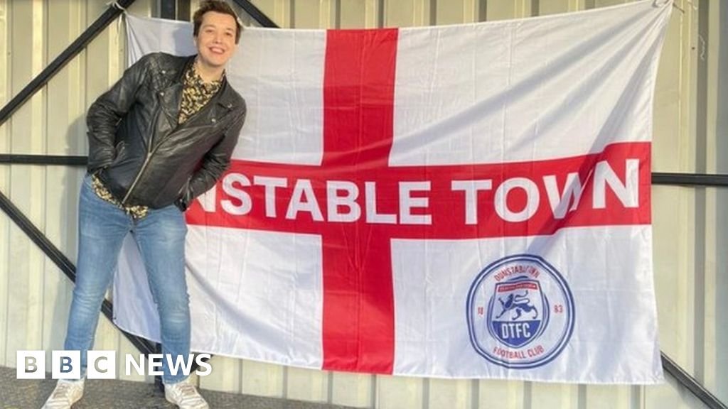 Dunstable death: Tributes paid to man who died