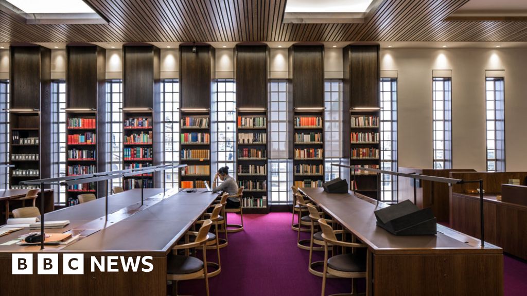 Vote for Britain's best new building: Weston Library - BBC News