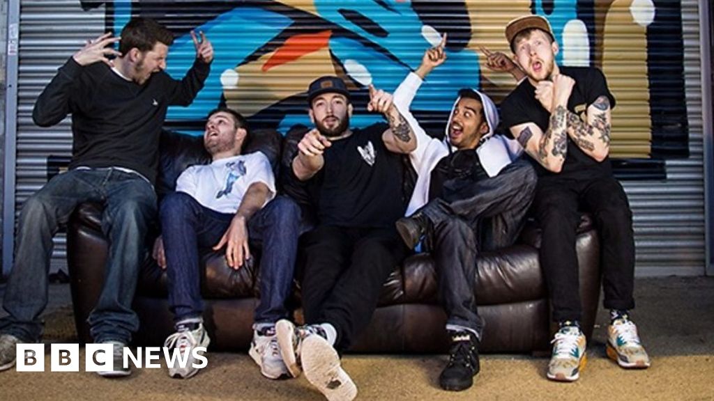 Three easy steps to becoming a beatboxer