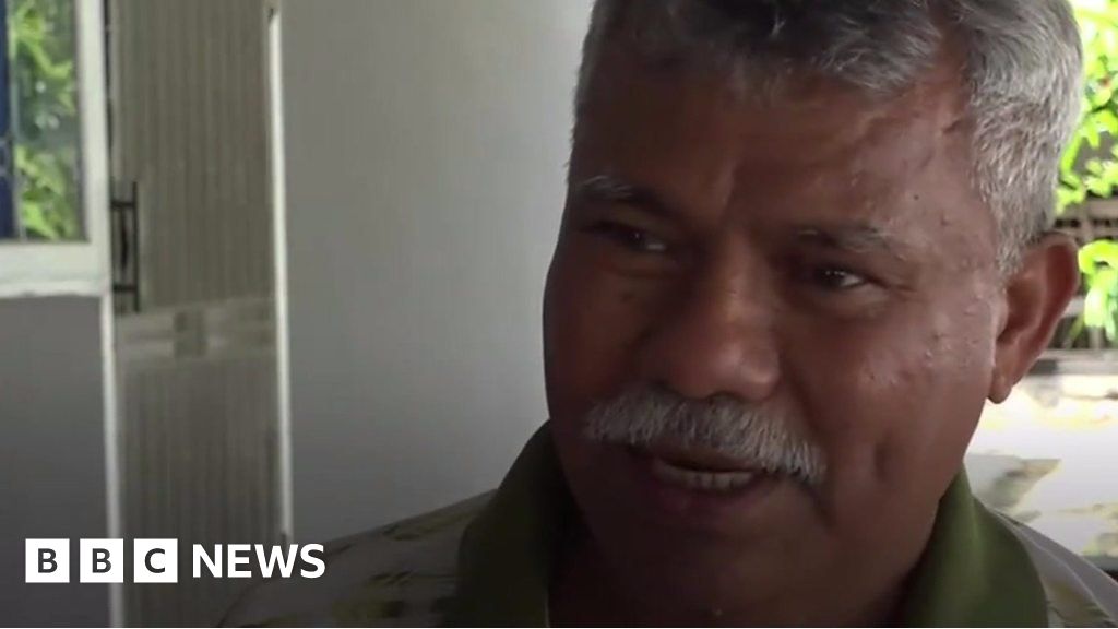 Tsunami jail-break inmate hands himself in