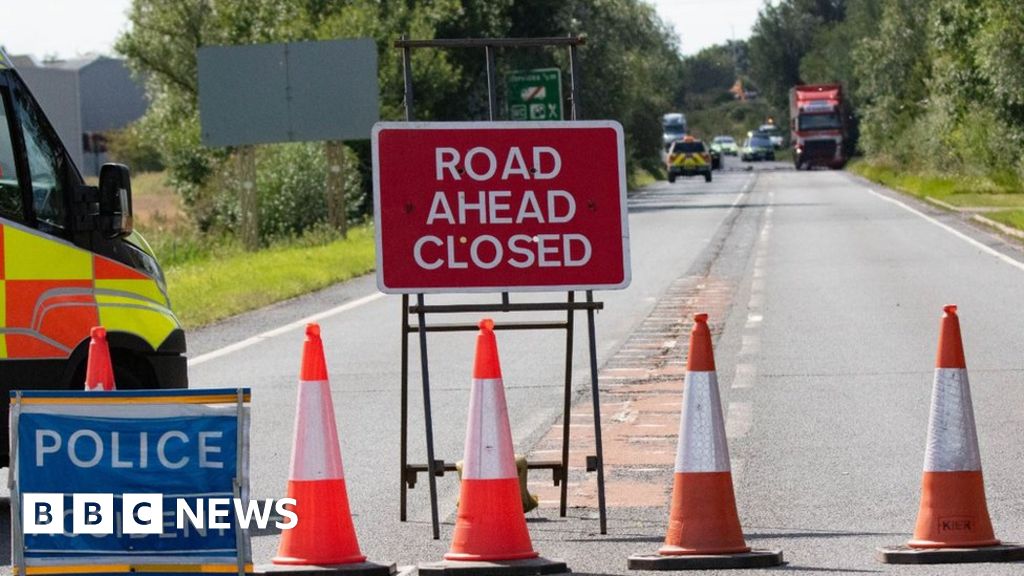 Two die in Peterborough A47 head-on lorry and car crash - BBC News