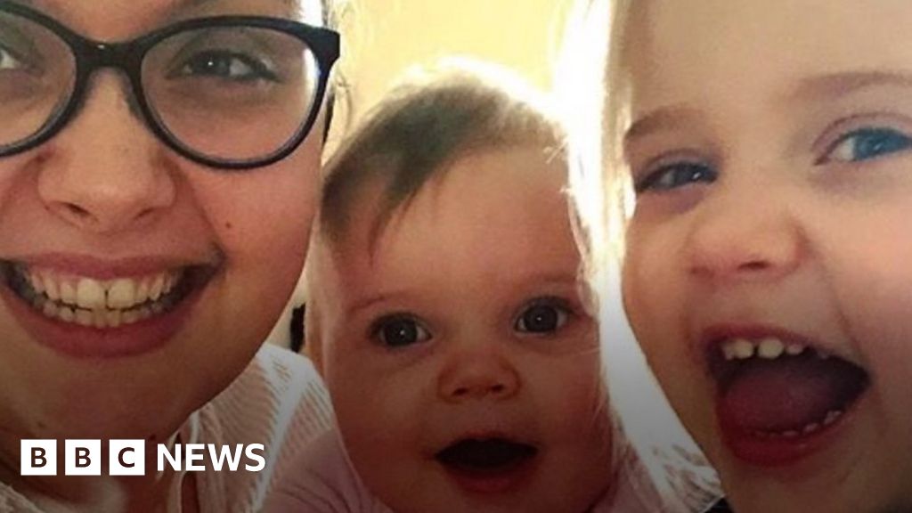 Coronavirus: Will children be able to social distance? - BBC News