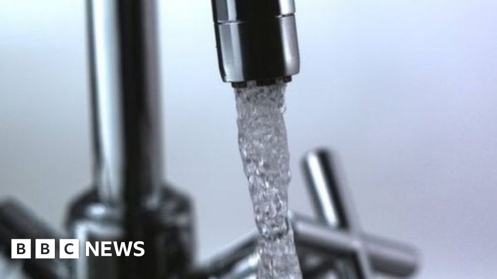 NI Water says more cuts could hit supply - BBC News