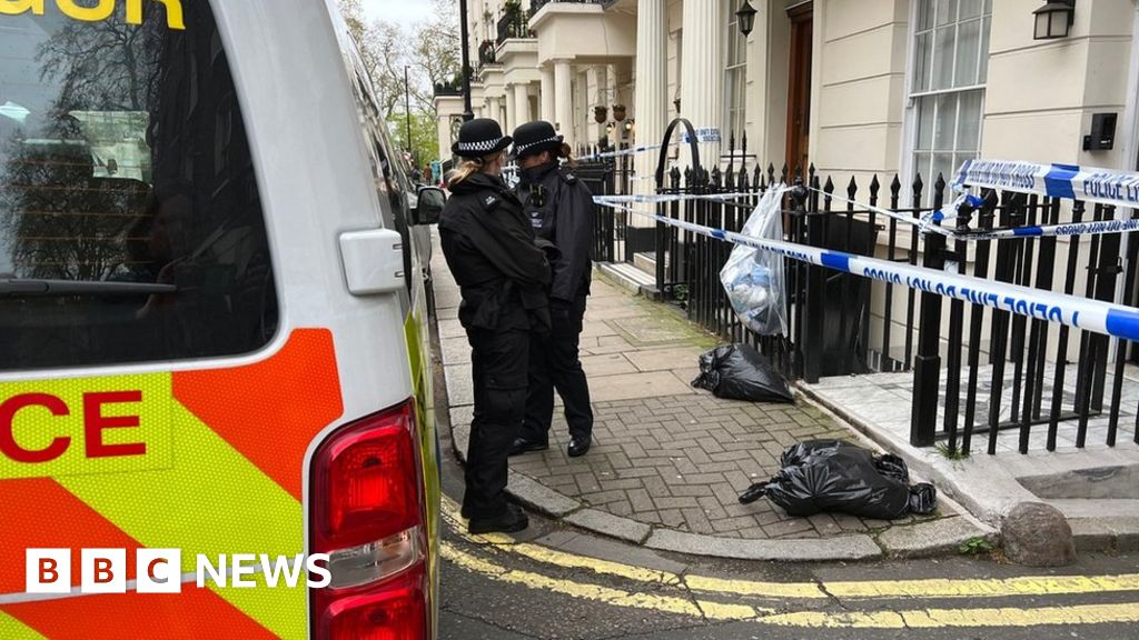 Westminster murder case: Woman found stabbed to death at home - BBC News