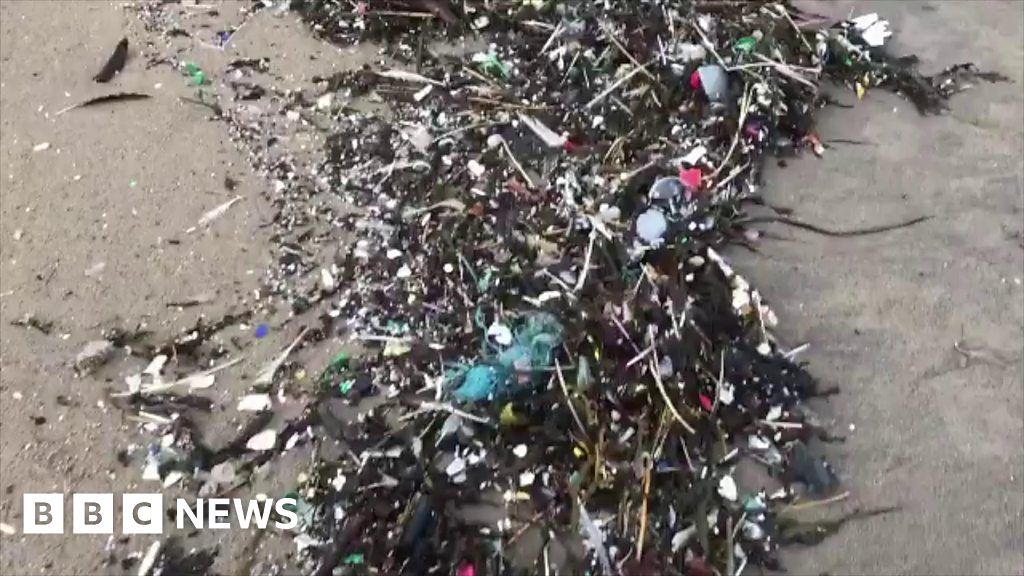 'Tidal wave of waste' swamps beaches in Cornwall - BBC News