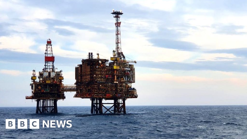 Three North Sea fields stop production to allow underwater repairs