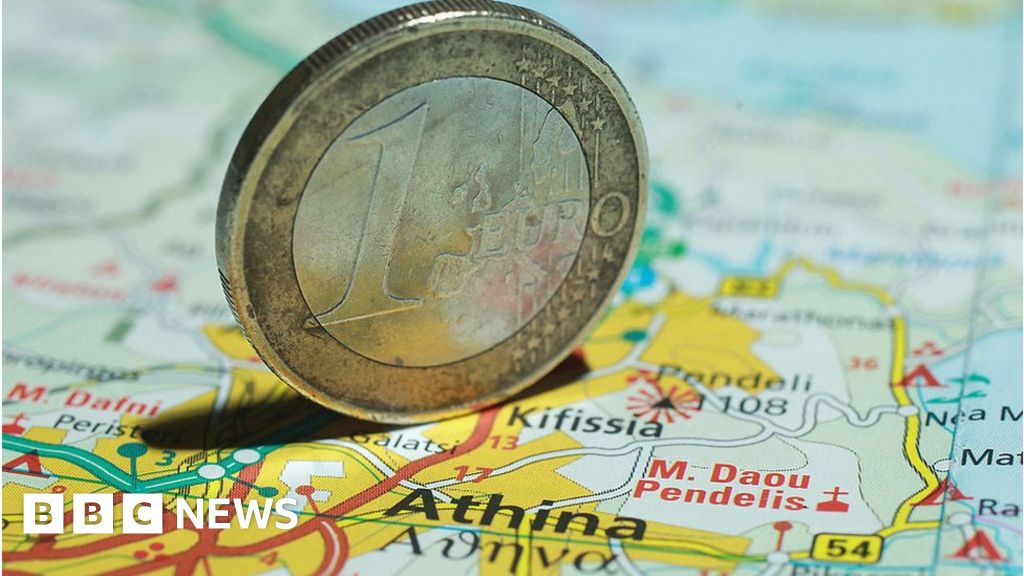 IMF: Greece among best performers in eurozone - BBC News