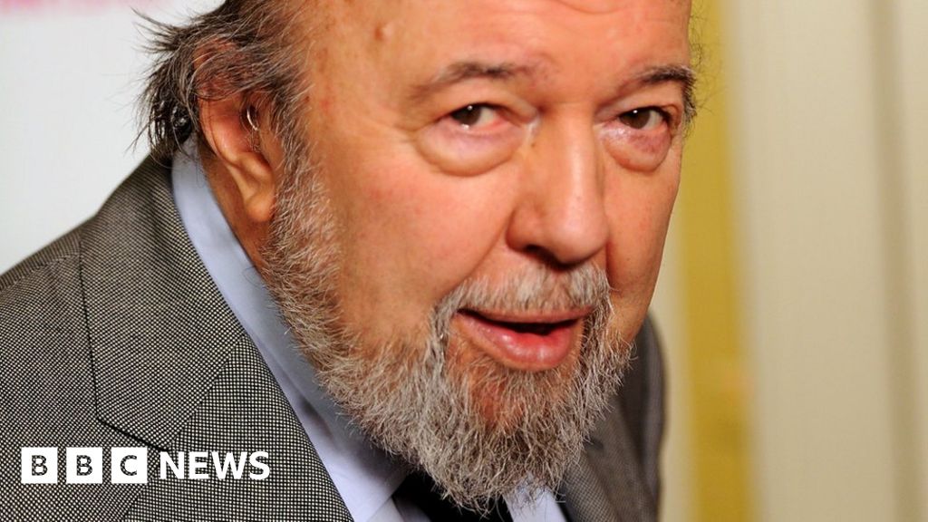 Sir Peter Hall: A giant of British theatre - BBC News