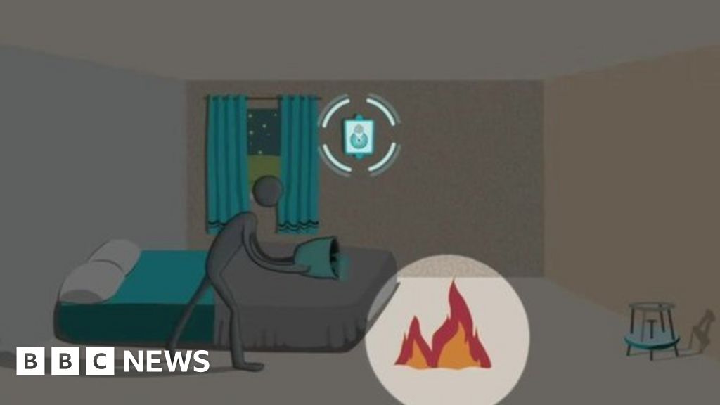 Life-saving fire alarms in Cape Town - BBC News