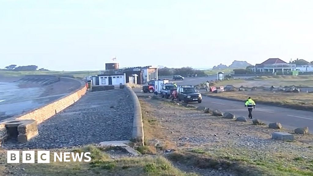 Guernsey driver in Vazon crash admits causing death by dangerous ...