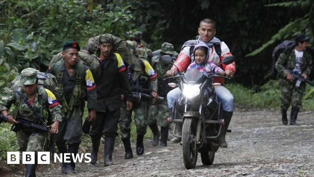 Colombia's Farc rebels complete move to demobilisation zones - BBC News