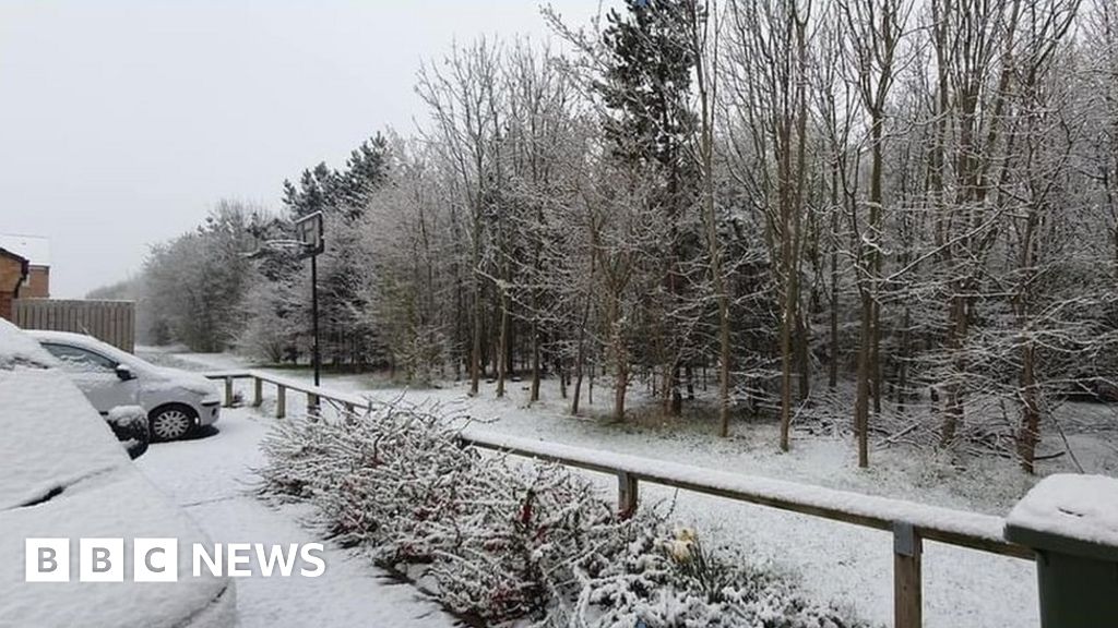 Mid-April snow on Teesside and North Yorkshire causing disruption