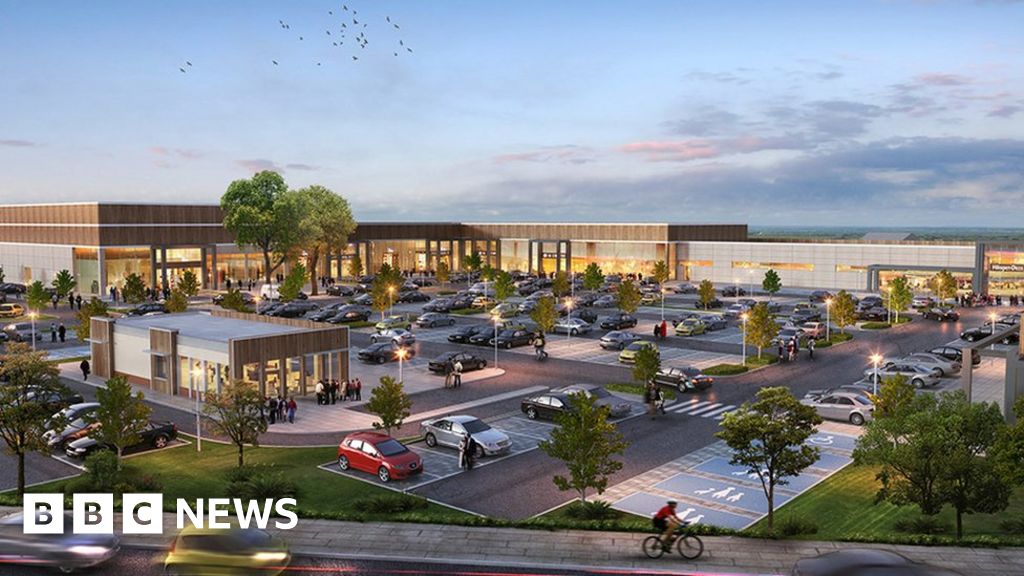 New retail park in Daventry given planning permission - BBC News