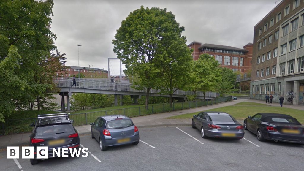 Woman seriously injured in Leeds sexual assault - BBC News