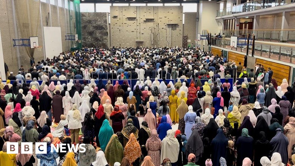 Eid al-Adha: 'This is a huge day for the Muslim community' - BBC News