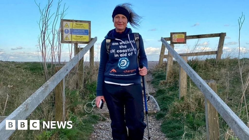 Norfolk seals and Elizabeth II are highlights for coastline walker ...