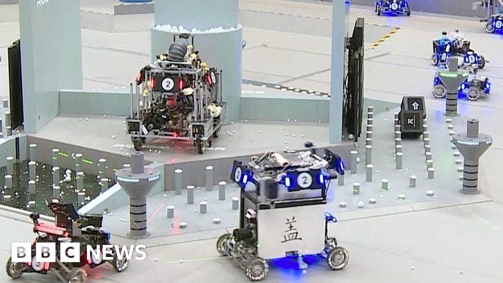 RoboMaster armies go to battle in China - BBC News