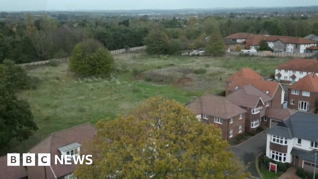 Frenchay rehab facility unbuilt seven years after NHS pledge - BBC News