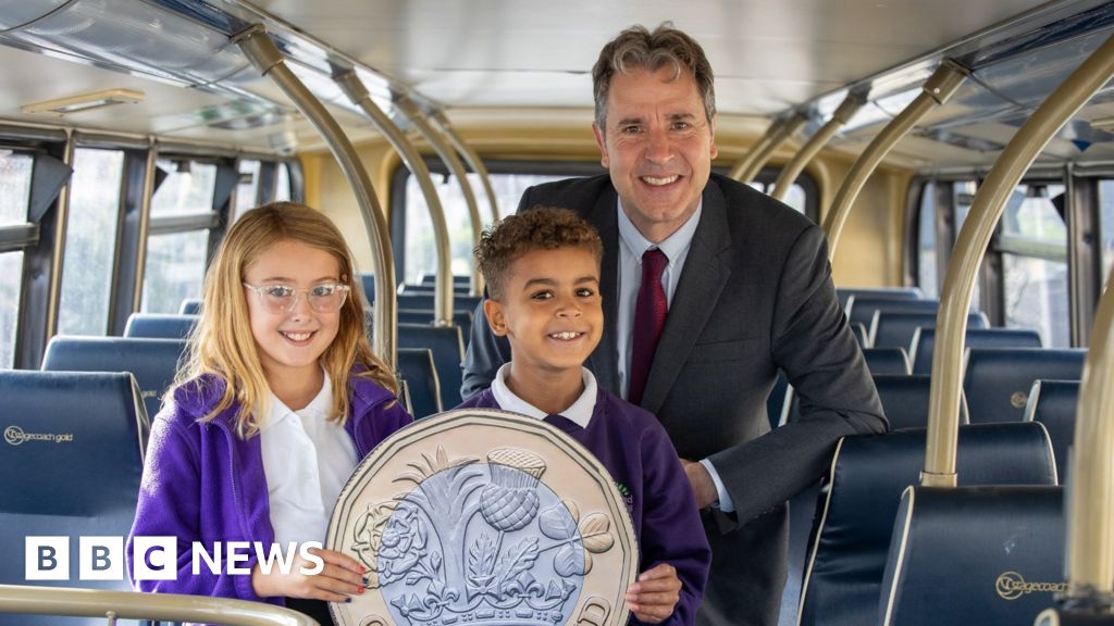 New bus fares for Bristol and Bath announced by metro mayor - BBC News