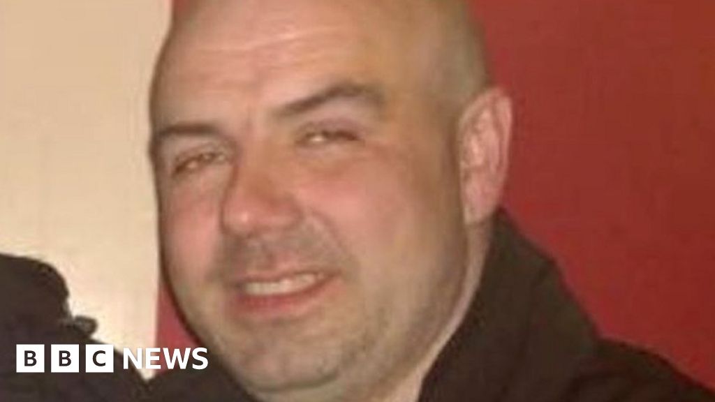 Body found during search for missing Calum MacKenzie - BBC News