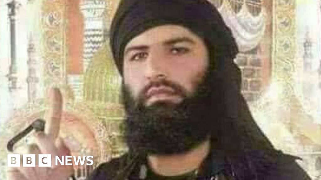 Kashmir conflict: Top militant Sabzar Bhat killed, police say - BBC News