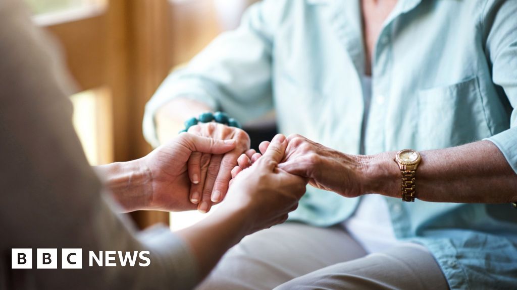 Action ordered over 'bored' Borders care home residents - BBC News
