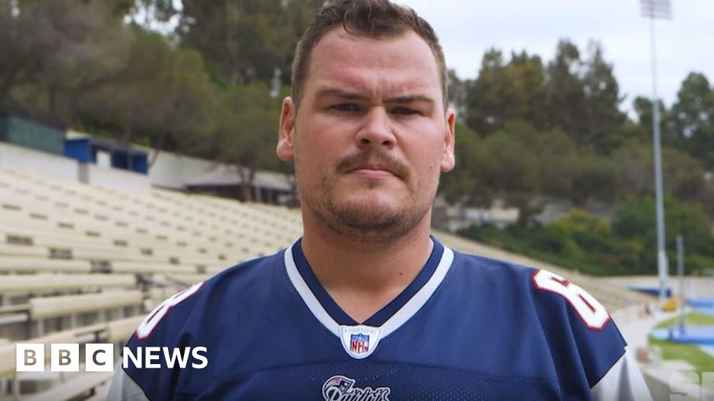 Gay torment made NFL star Ryan O'Callaghan plan suicide - BBC News