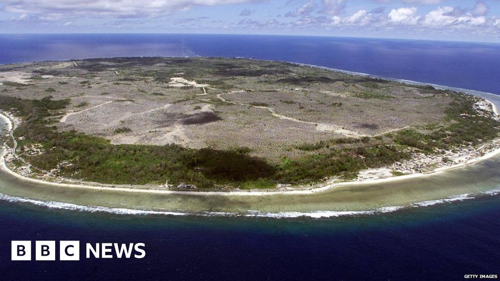 Nauru detention centre: Abuse and trauma reports leaked - BBC News