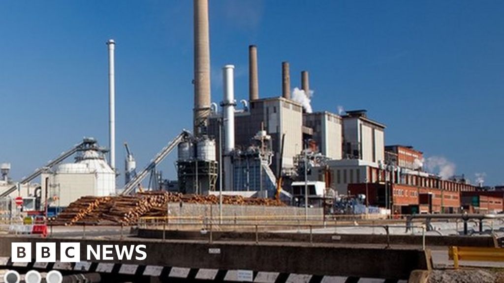 Teesside companies hope to store carbon under North Sea - BBC News