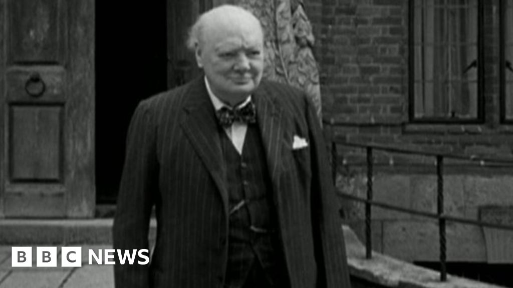 Why do some politicians go on a political journey? - BBC News