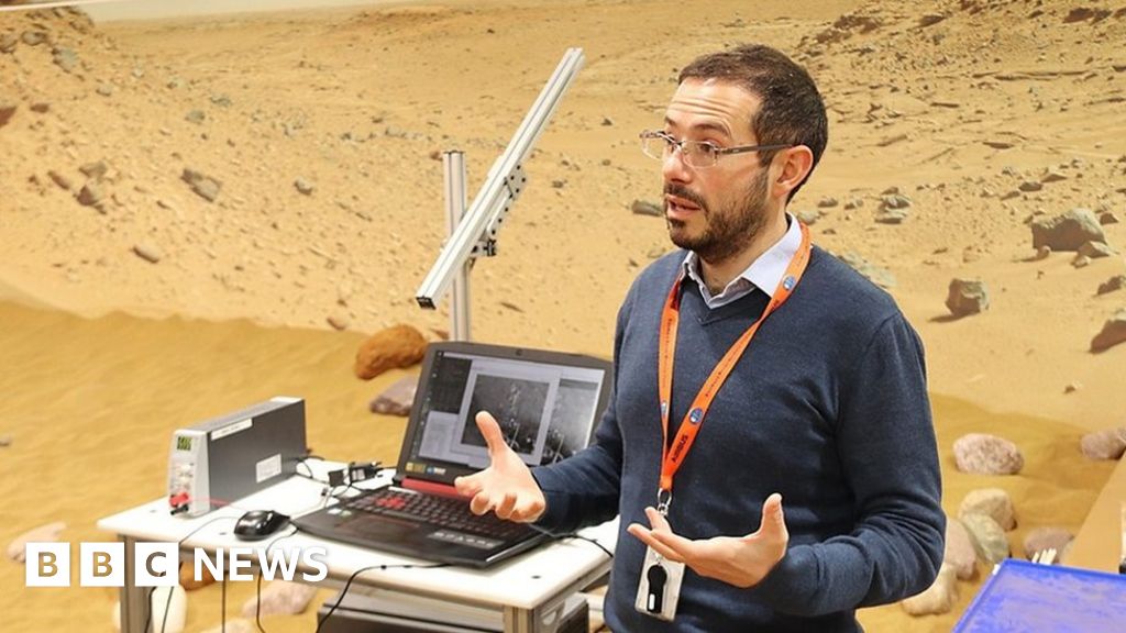 Challenge to bring pieces of Mars to Earth - BBC News