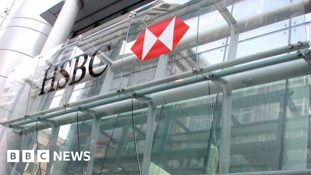 HSBC's Gulliver steps back from London HQ decision - BBC News