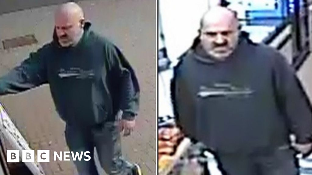 CCTV appeal in Falkirk robbery investigation - BBC News