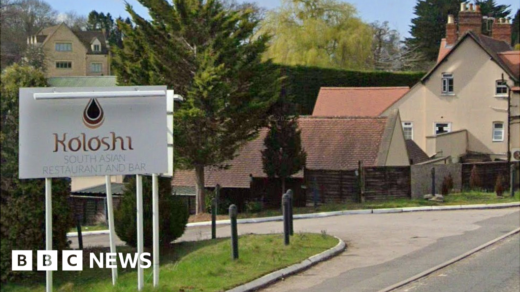 Cheltenham Koloshi Restaurant loses licence over illegal workers - BBC News