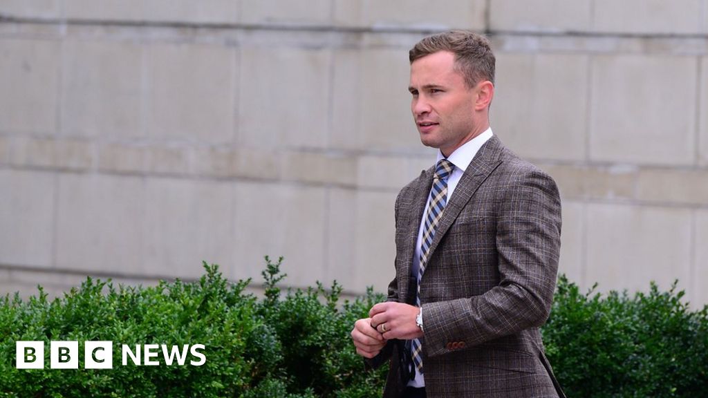 Carl Frampton facing £4m counter-lawsuit claims - BBC News