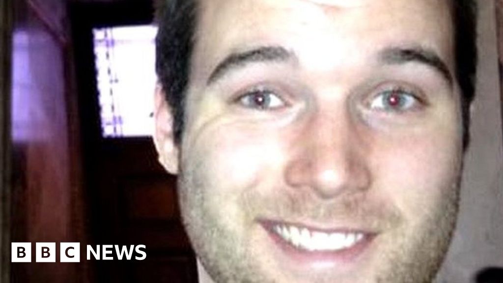 Man in America dies after trying to launch firework off head - BBC News